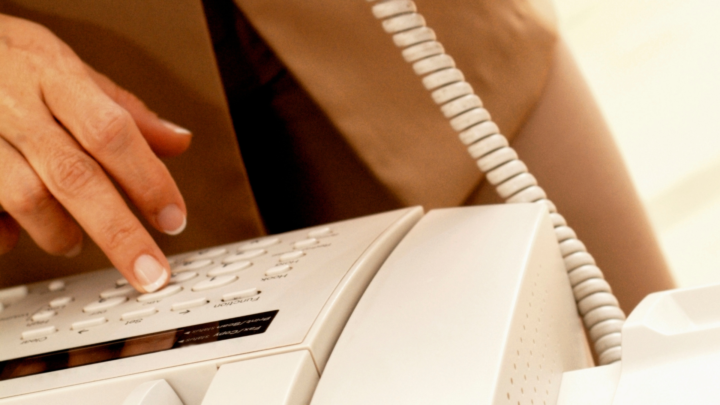How To Dial A Fax Number: A Guide For Sending Fax | iFax