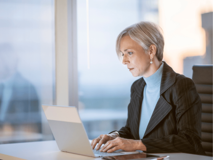 Fax vs. Email: Compare the Difference